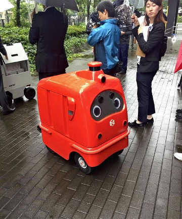 Autonomous delivery robots to be tested on public roads