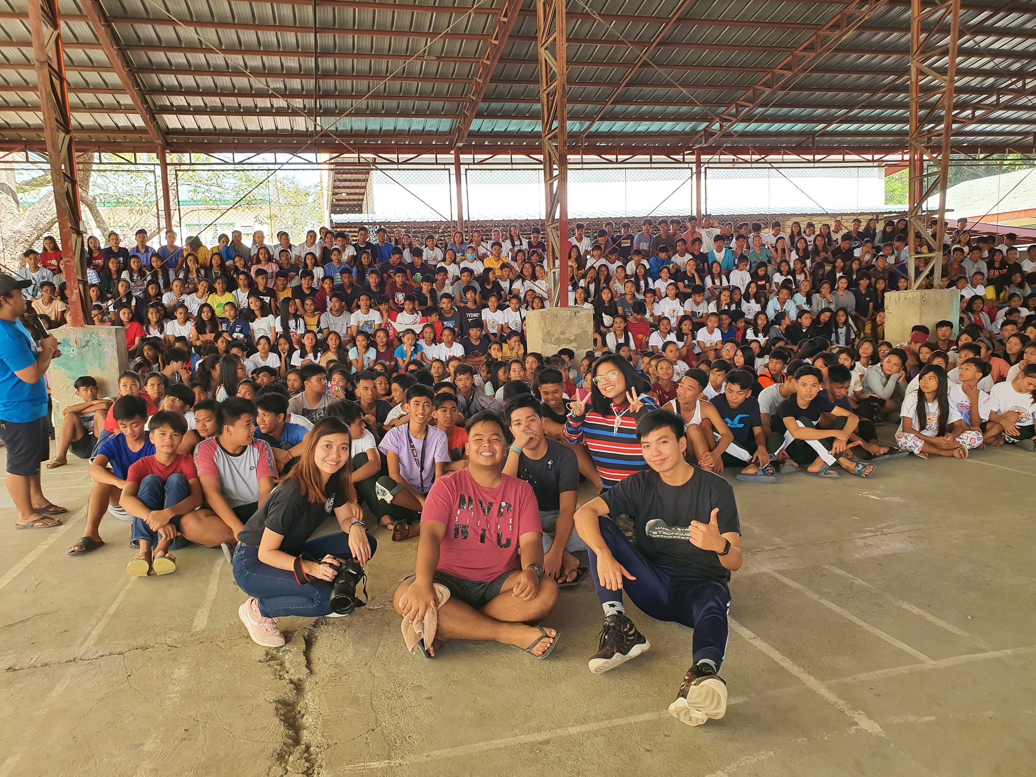 'Street astronomers' give pandemic-stricken Filipinos much-needed ...