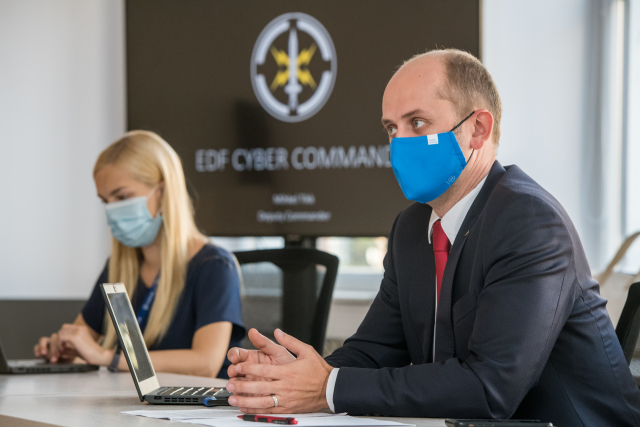 Cyber warriors sound warning on working from home | Inquirer Technology