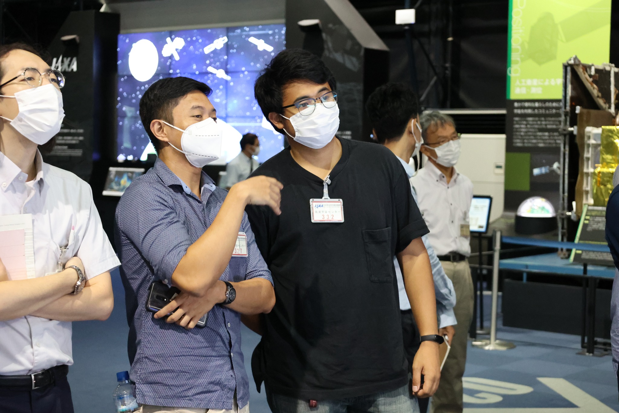 Two Filipino students are first recipients of Japan's Space Tech scholarship | Inquirer Technology