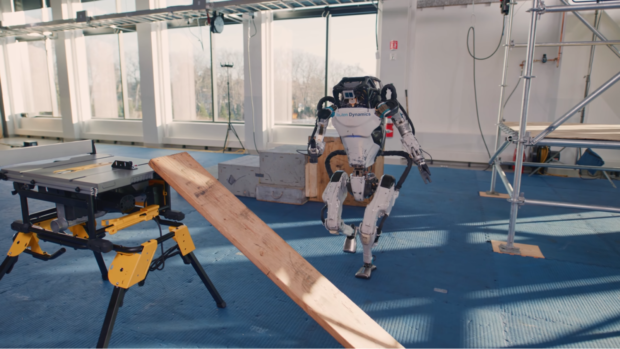 Boston Dynamics Robot Shares Its Construction Job | Inquirer Technology