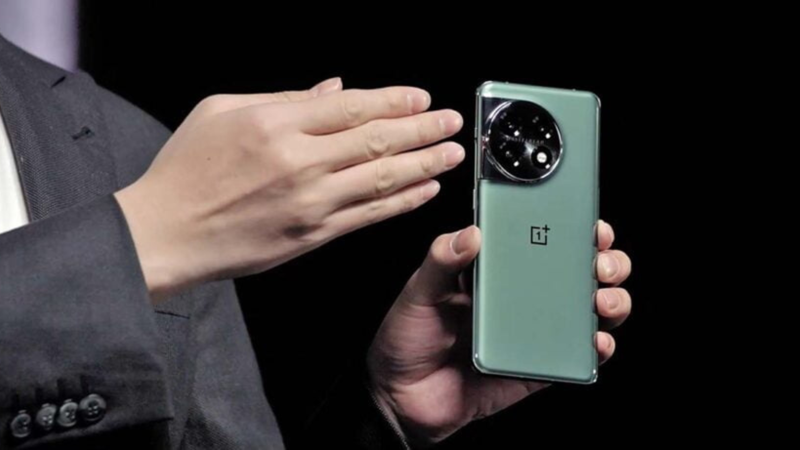 OnePlus 11 Exceeds Pre-Sales Records In China | Inquirer Technology