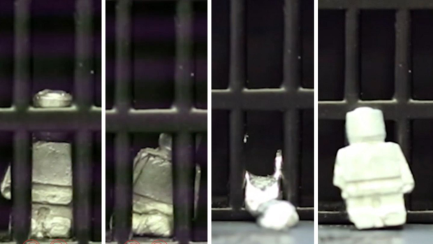 Shape-Shifting Robot Can Pass Through Cages | Inquirer Technology