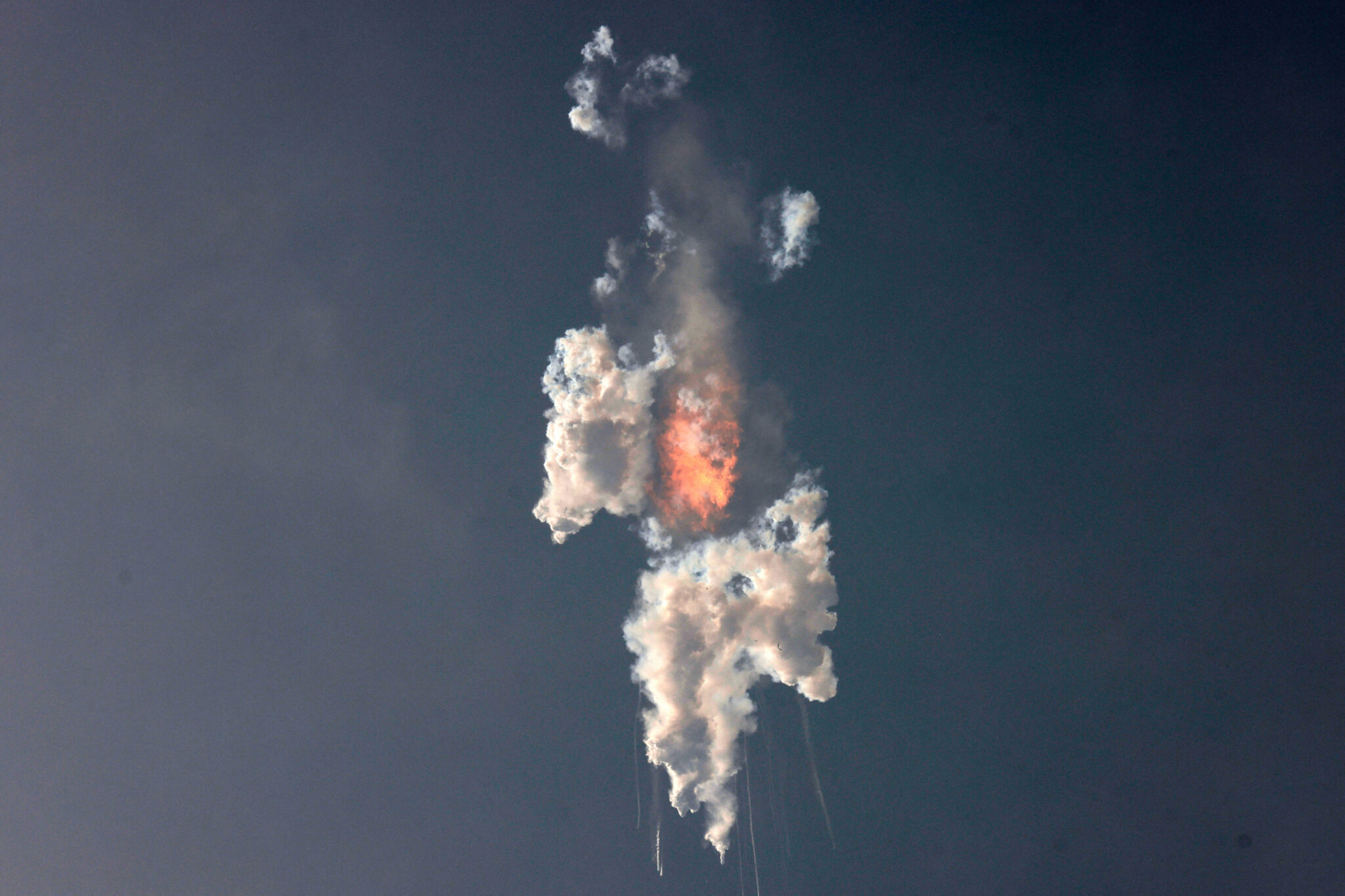 SpaceX's Starship to remain grounded after explosion probe | Inquirer ...
