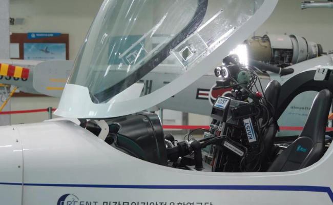 AI copilot helps human pilots, flights safer | Inquirer Technology