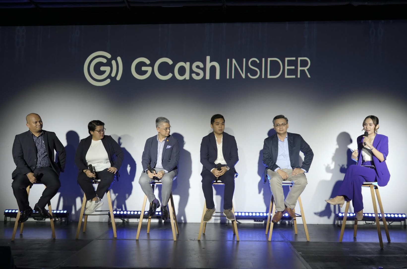 GCash showcases latest AI-powered solutions to accelerate success of ...