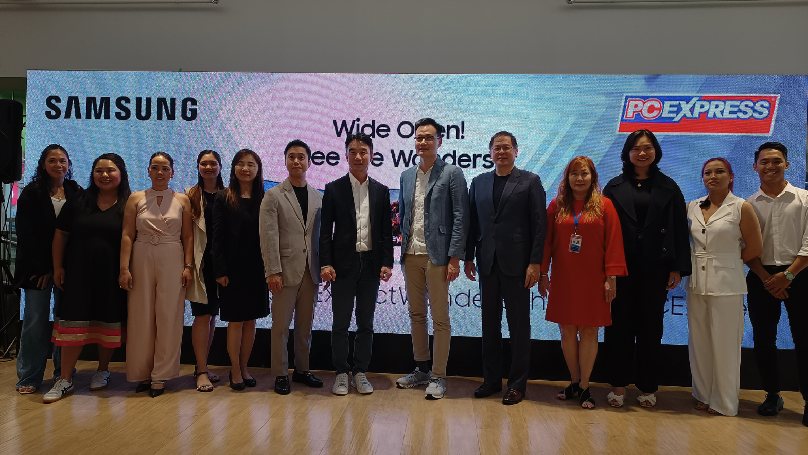 Inilabas ng Samsung ang pinakabagong mga monitor ng Odyssey, Smart, at ...