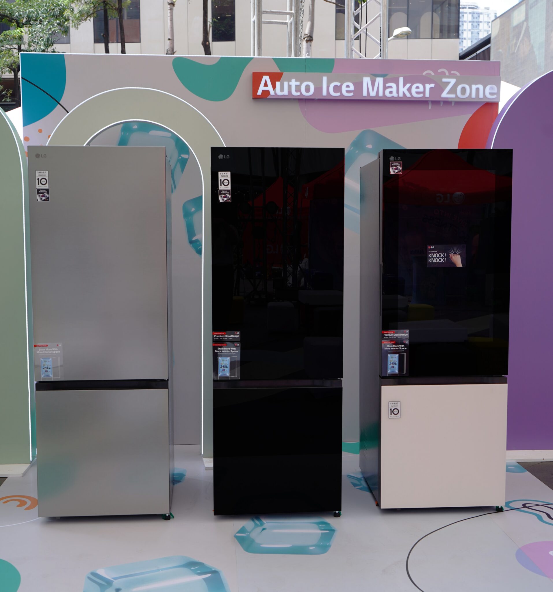 LG’s innovative refrigerators take center stage, featuring advanced ice ...