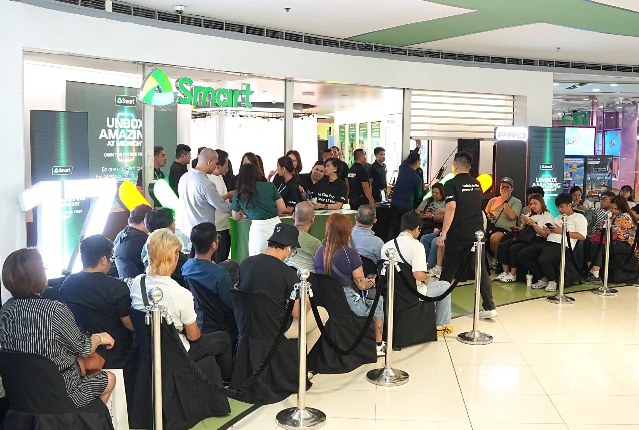 Smart subscribers welcome the newest iPhone with exclusive data ...