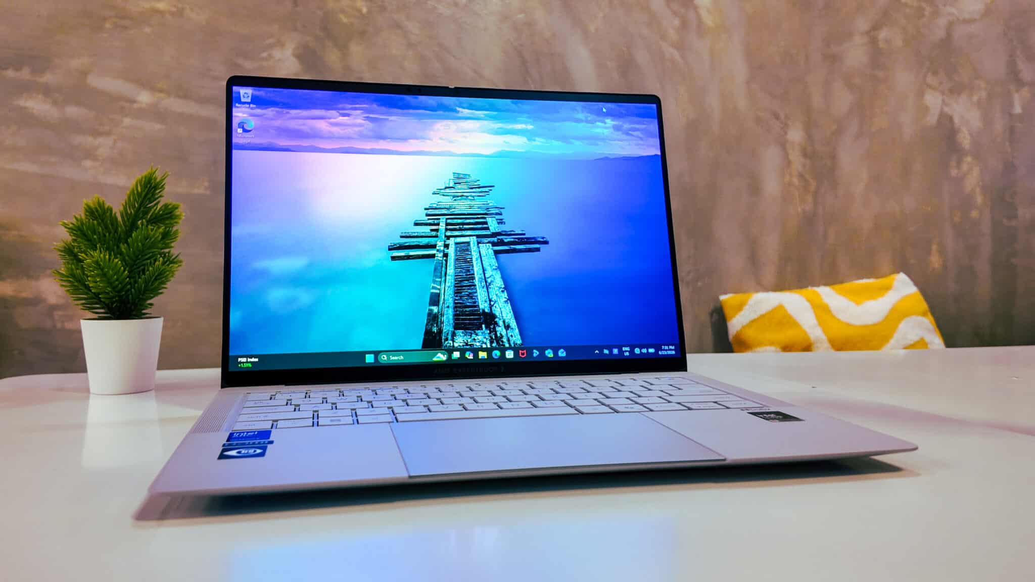 ASUS ExpertBook Ultra: A reflection of the executive class
